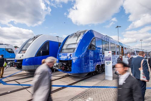 Rolls-Royce delivers 1,000th MTU EU IIIB Powerpack to Alstom for Lint ...