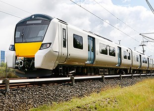 Thameslink Programme: Siemens trains enter service in London